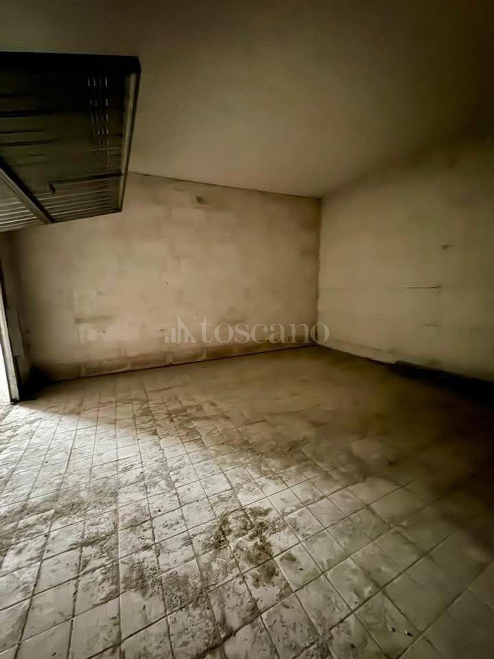 affitto Box a Avellino in Vicolo Sapienza - Avellino 82/2025 | Toscano